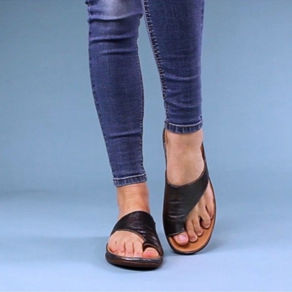 Strive | Shoes | Strive Capri Comfort Orthotic Slip On Toe Strap ...